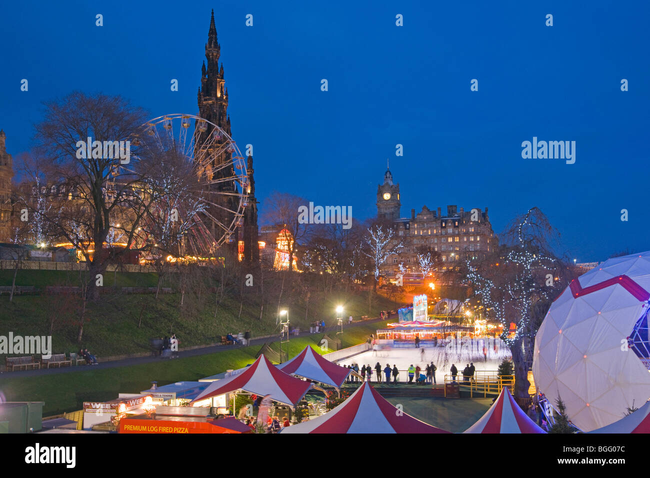 Christmas ice rink edinburgh hi-res stock photography and images - Alamy