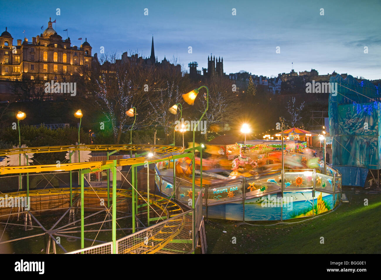Christmas fun fair princes street edinburgh gardens scotland uk hi-res ...