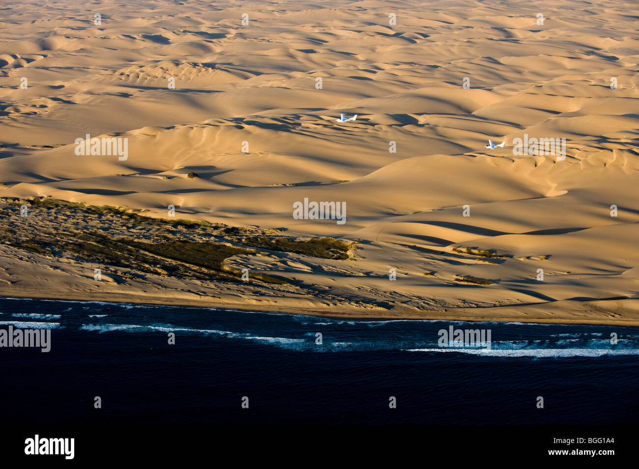 Aircraft skeleton hi-res stock photography and images - Alamy