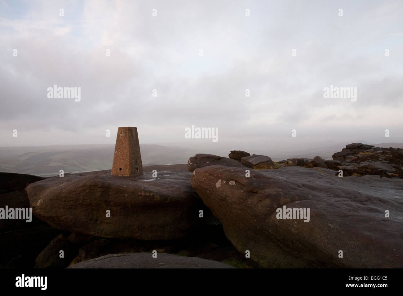 Trig point stanage edge hi-res stock photography and images - Alamy