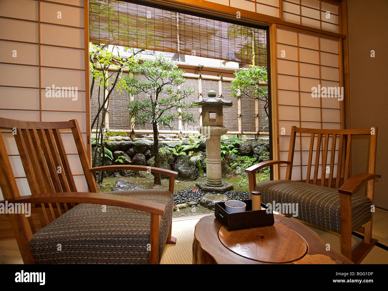 Gion Hatanaka. Japanese ryokan. A traditional style guest house. Guest ...