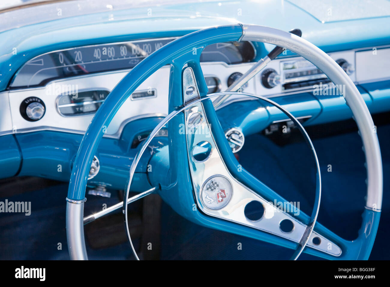 Chevrolet impala dashboard hi-res stock photography and images - Alamy