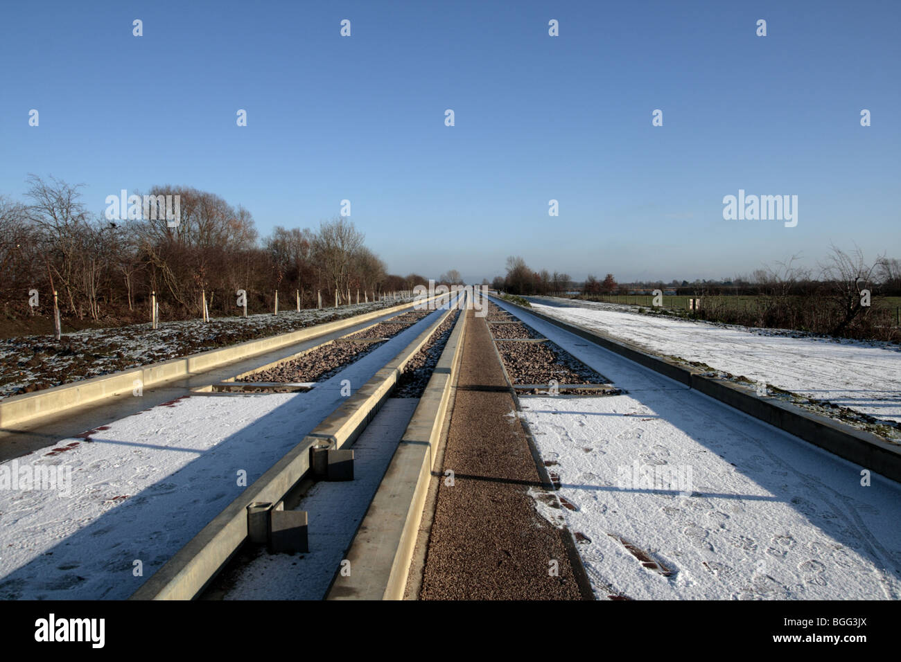Cambridge guided busway st ives hi-res stock photography and images - Alamy