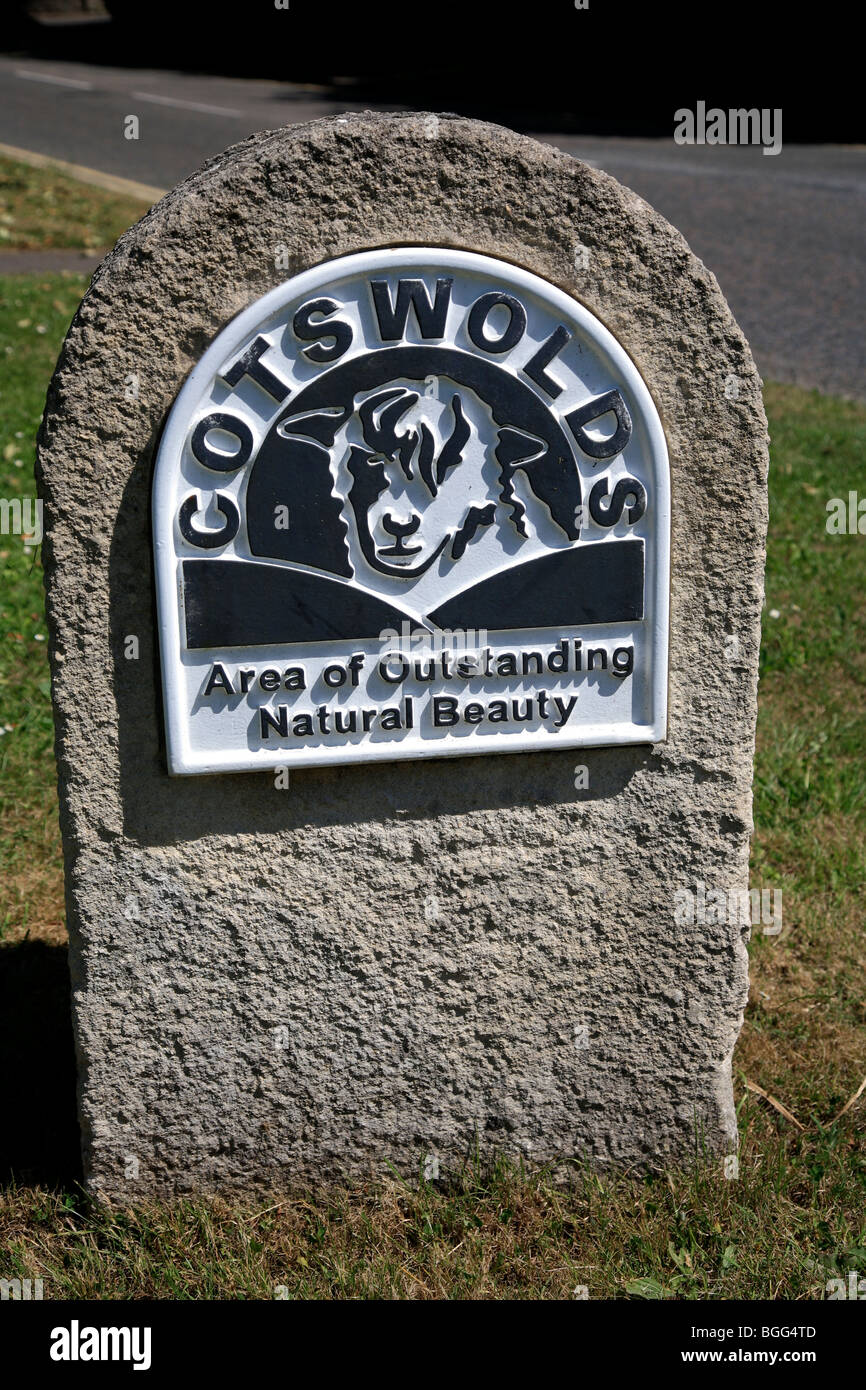 Cotswolds Stone Sign Oxfordshire Cotswolds England UK Stock Photo - Alamy