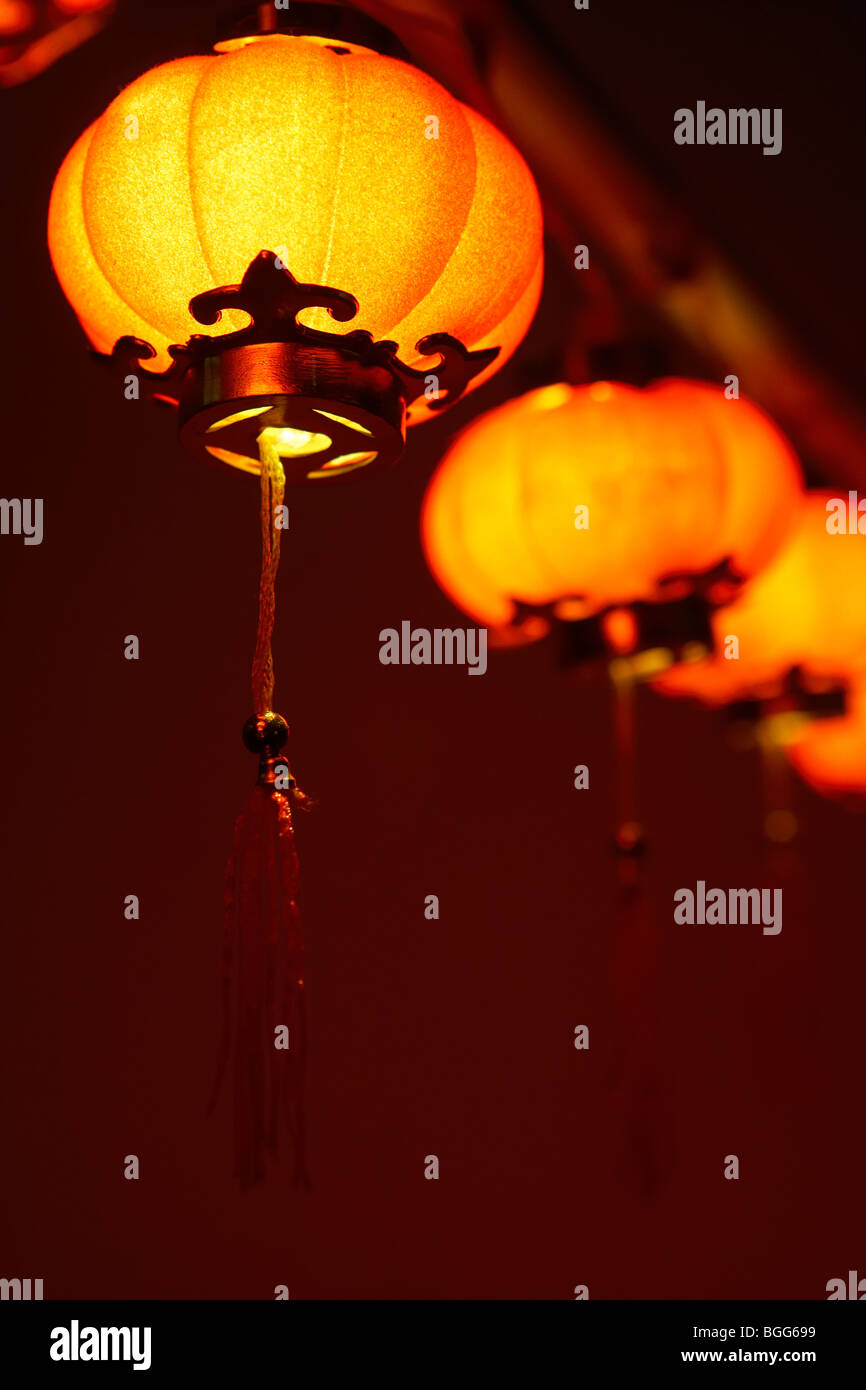 Chinese traditional hand-made lantern Stock Photo - Alamy