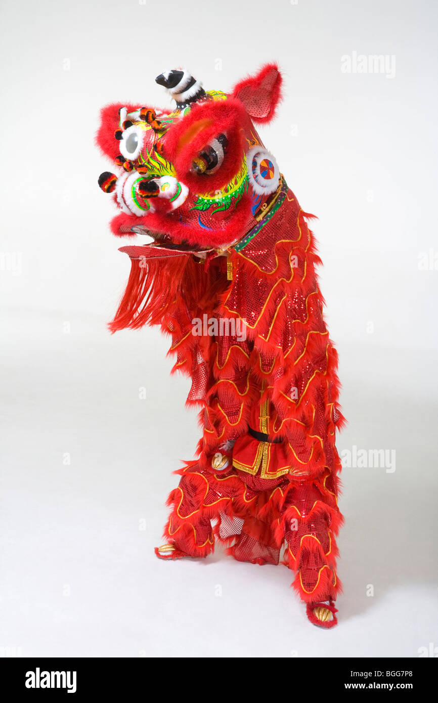 Chinese traditional lion dancing Stock Photo - Alamy