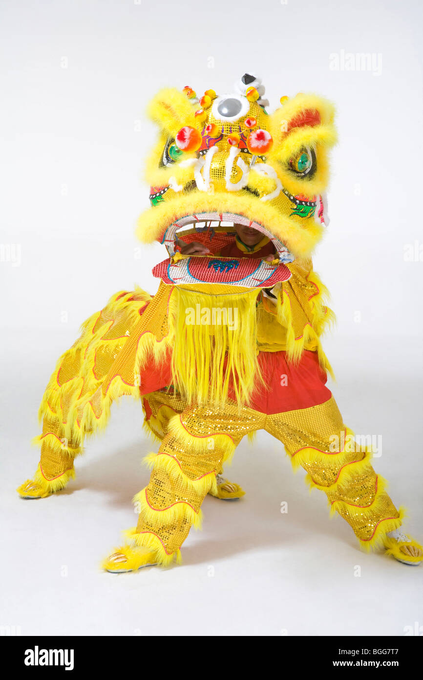 Chinese traditional lion dancing Stock Photo - Alamy