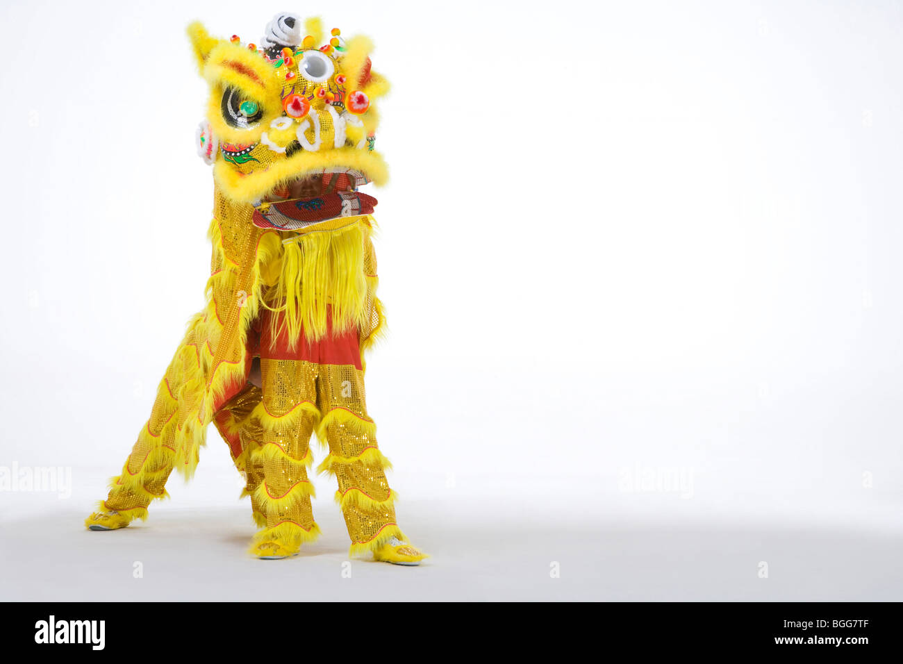 Chinese traditional lion dancing Stock Photo - Alamy