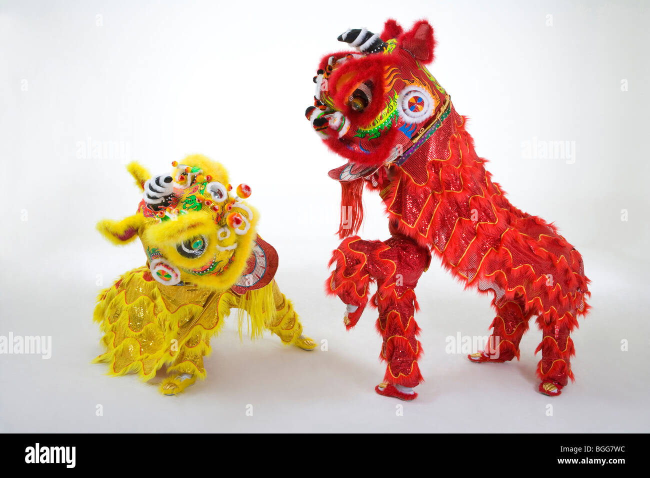 Chinese traditional lion dancing Stock Photo - Alamy