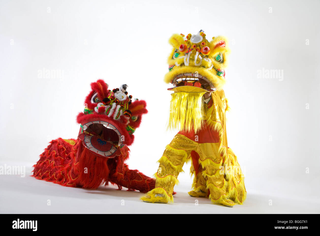 Chinese traditional lion dancing Stock Photo - Alamy