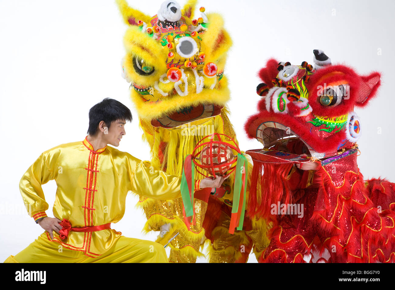 Chinese traditional lion dancing Stock Photo - Alamy