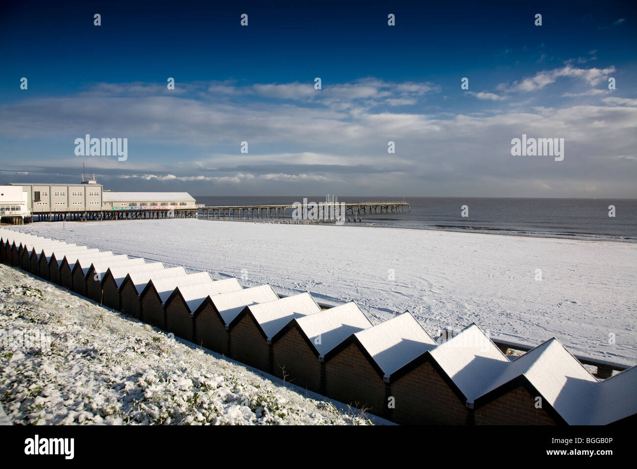 Winter scene lowestoft hi-res stock photography and images - Alamy
