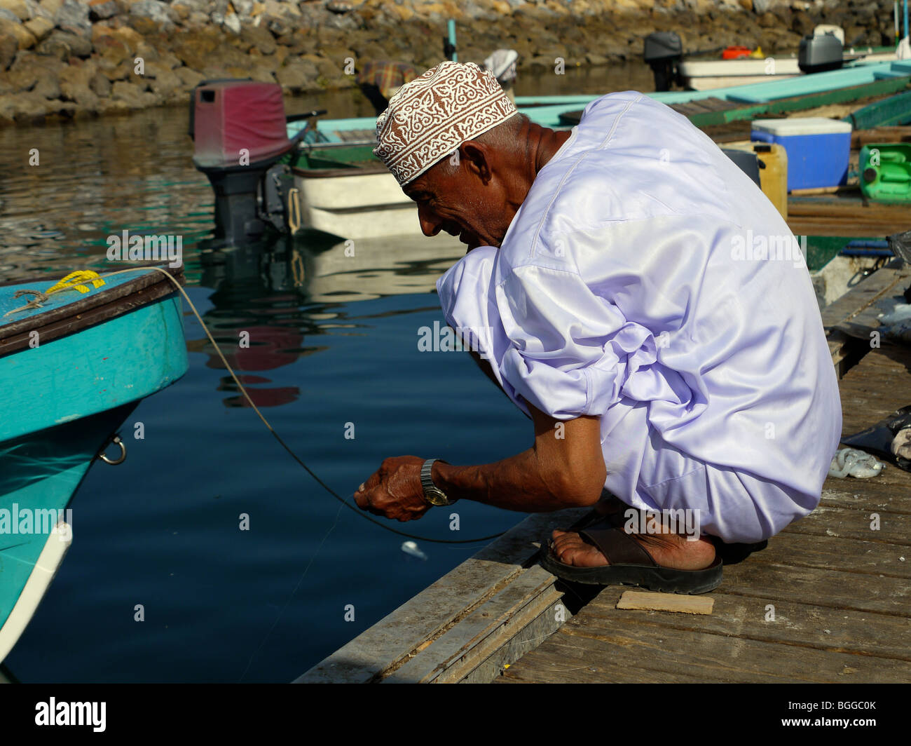 Omani man in traditional dress hi-res stock photography and images - Alamy