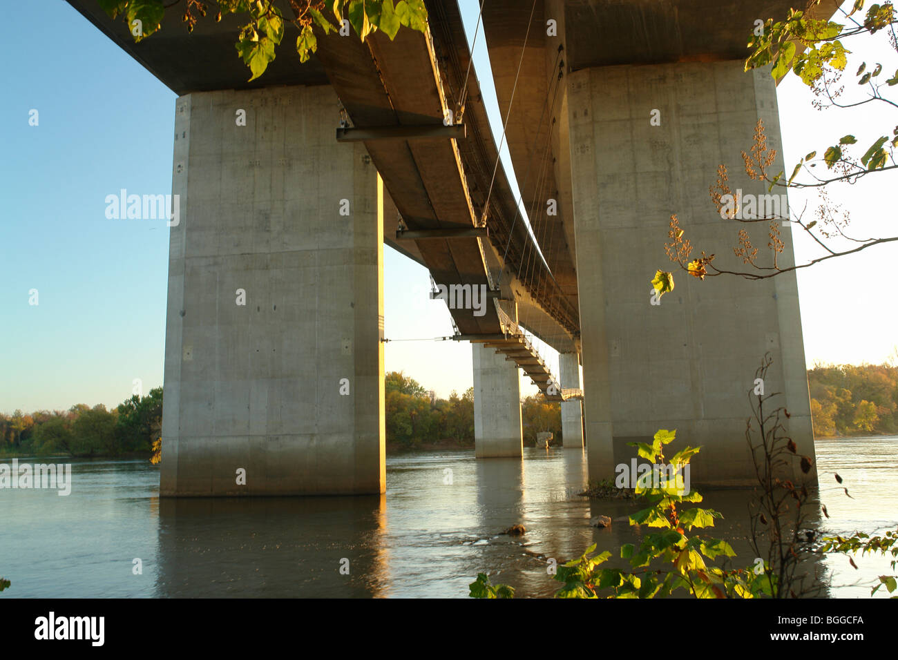 AJD61860, Richmond, VA, Virginia, James River, pedestrian bridge Stock ...