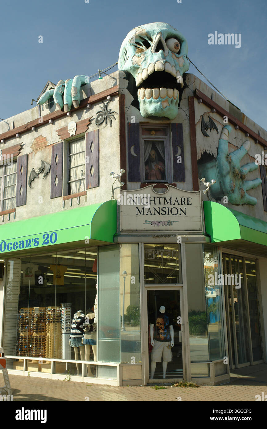 AJD61948, Virginia Beach, VA, Virginia, Nightmare Mansion, downtown ...