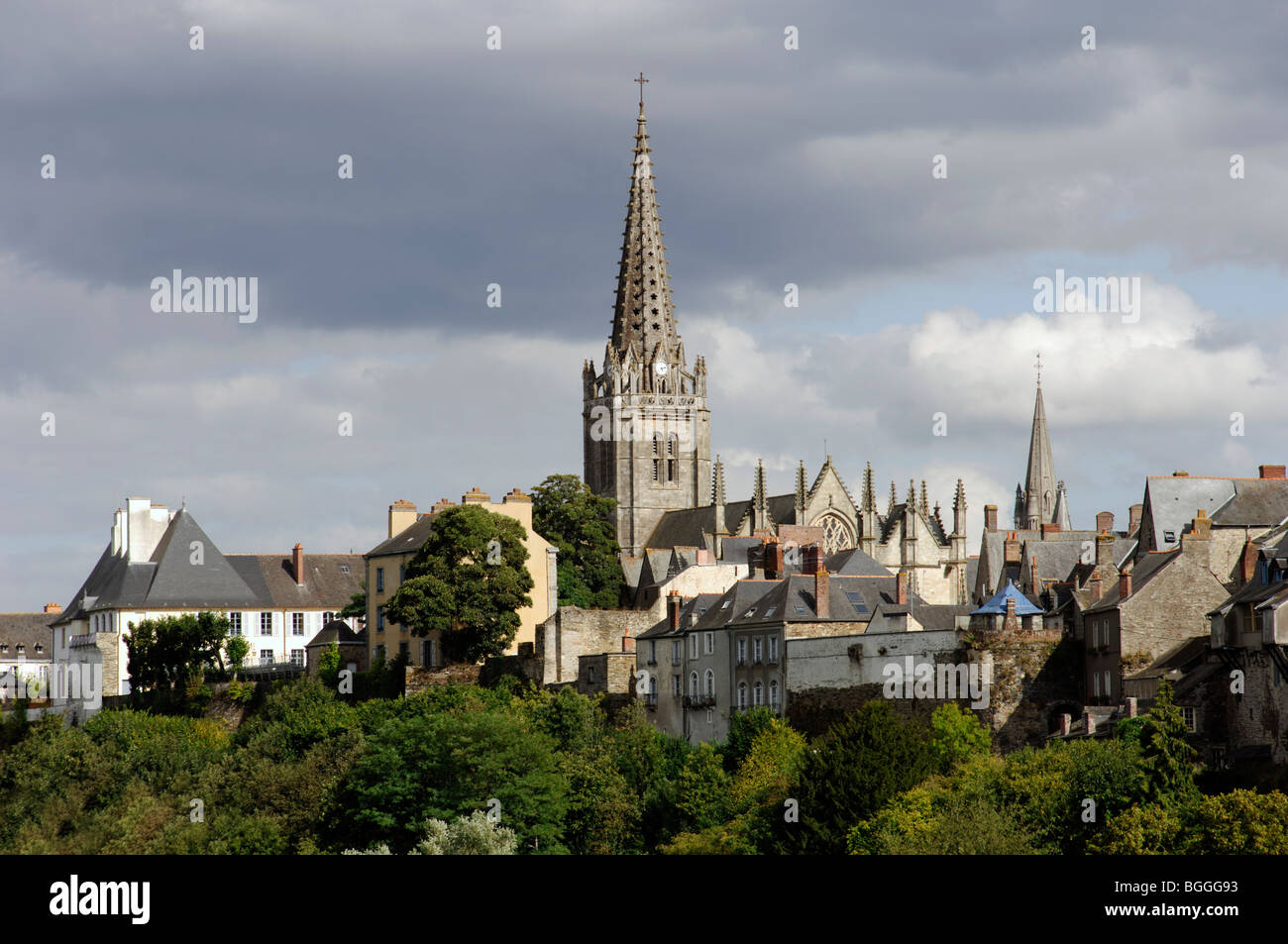 Brittany eglise france french hi-res stock photography and images - Alamy