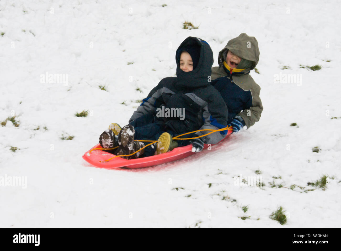 Sledging games in snow hi-res stock photography and images - Alamy