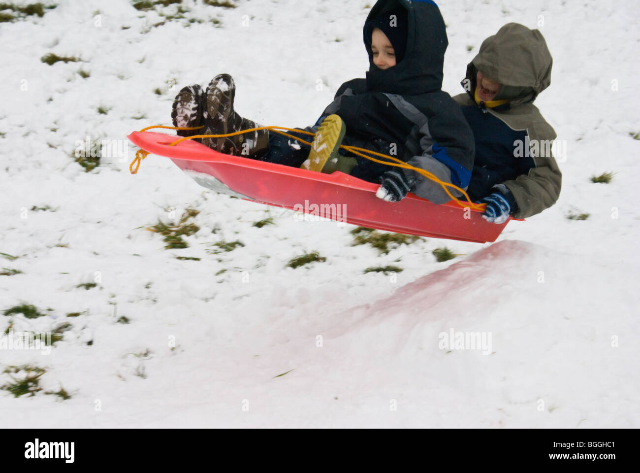 Sledging games in snow hi-res stock photography and images - Alamy