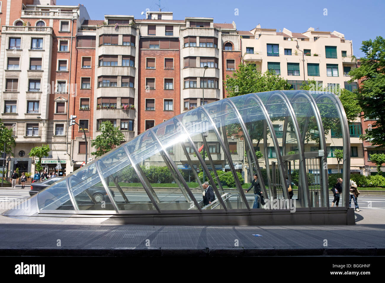 Subway entrance hi-res stock photography and images - Alamy