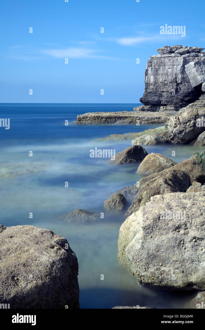 The limestone rocks and coastline of Portland, Pulpit Rock and evidence ...