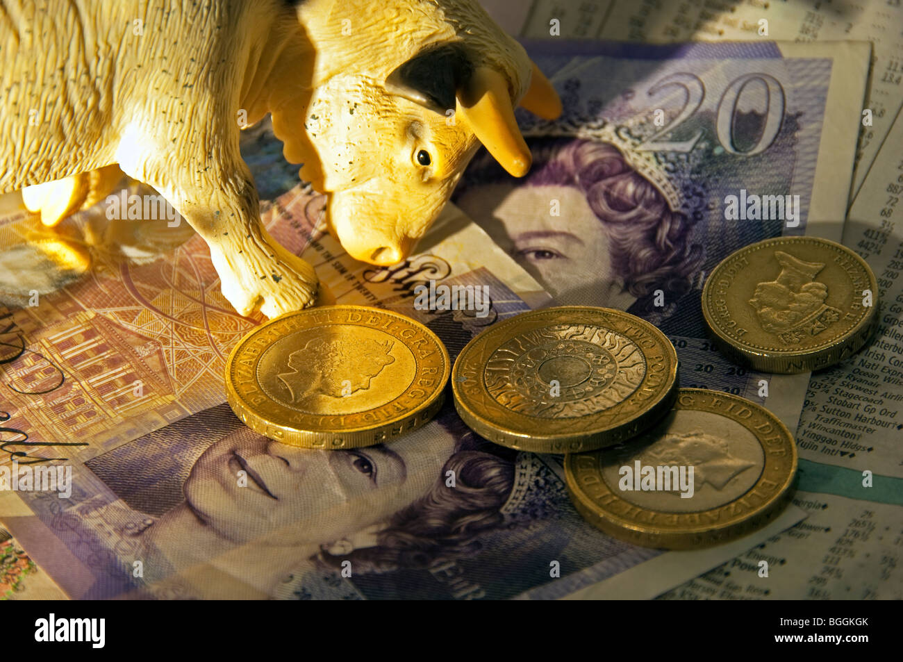 Concept, Bull, money, notes, coins, Market stock prices Stock Photo - Alamy
