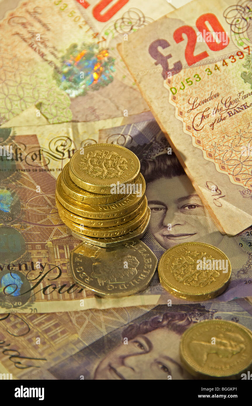 English pounds coins hi-res stock photography and images - Alamy