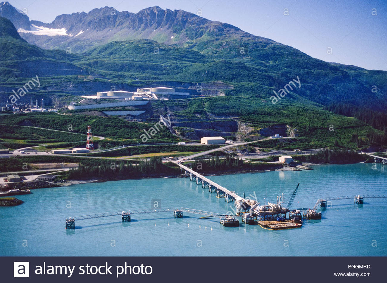 Valdez Alyeska Pipeline Terminal Stock Photos & Valdez Alyeska Pipeline ...