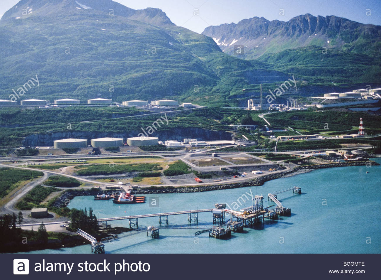 Valdez Alyeska Pipeline Terminal Stock Photos & Valdez Alyeska Pipeline ...