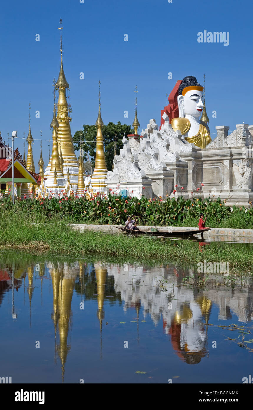 Buddhist shrine nyaungshwe inle hi-res stock photography and images - Alamy