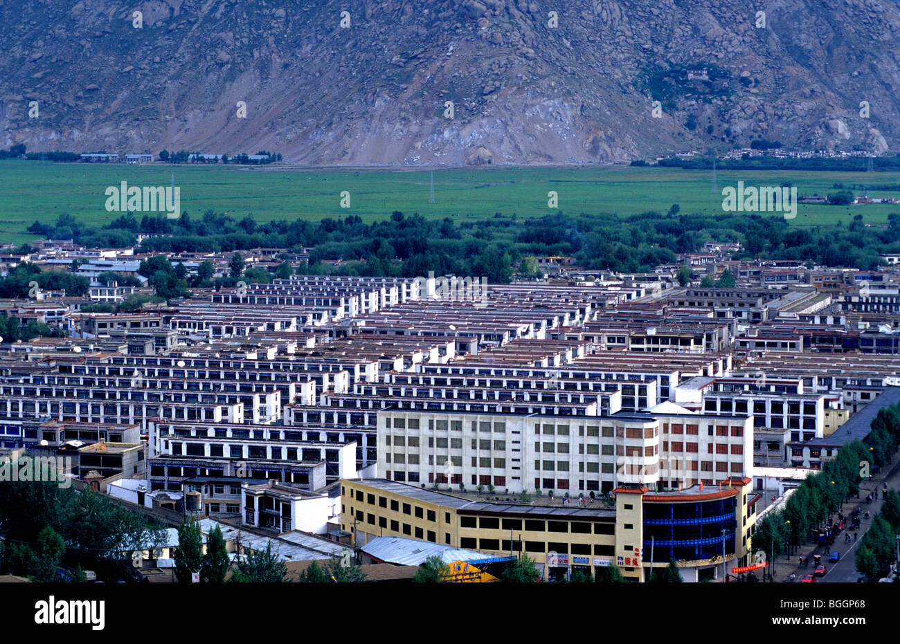Lhasa City Lhasa, Tibet City On The Roof Of The World | BaldHiker