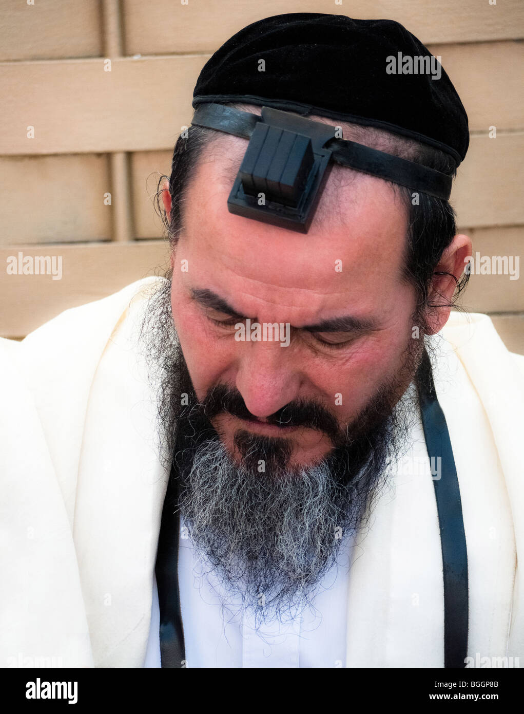 Religious jewish man in phylacteries hi-res stock photography and ...
