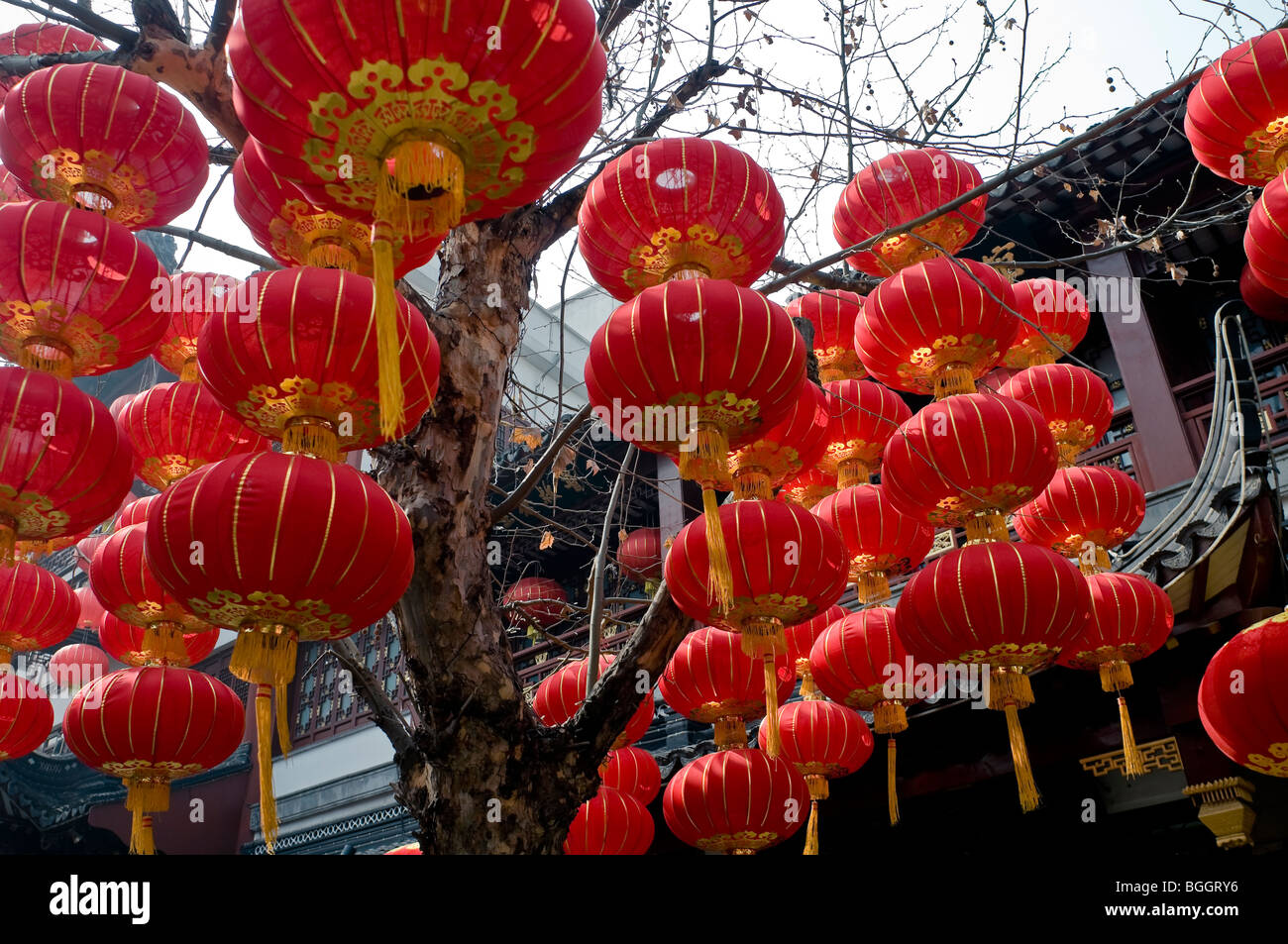 Classic lanterns hi-res stock photography and images - Alamy