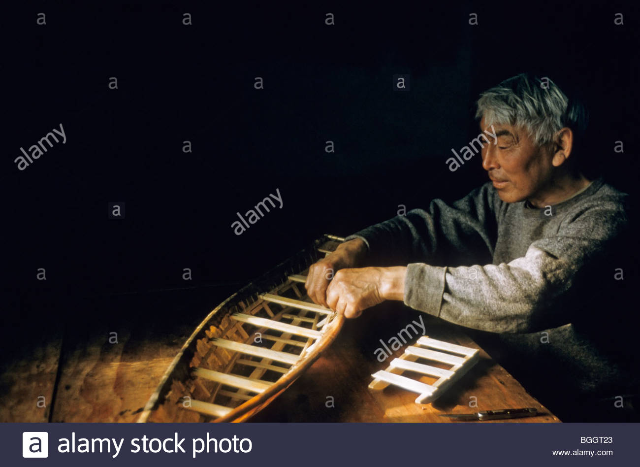 Umiak Skin Boat Stock Photos & Umiak Skin Boat Stock Images - Alamy