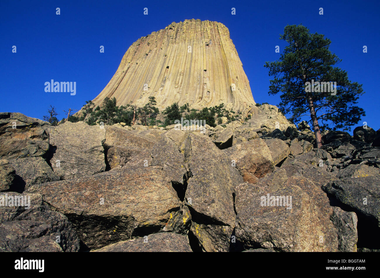 Basalt mountain plug usa hi-res stock photography and images - Alamy