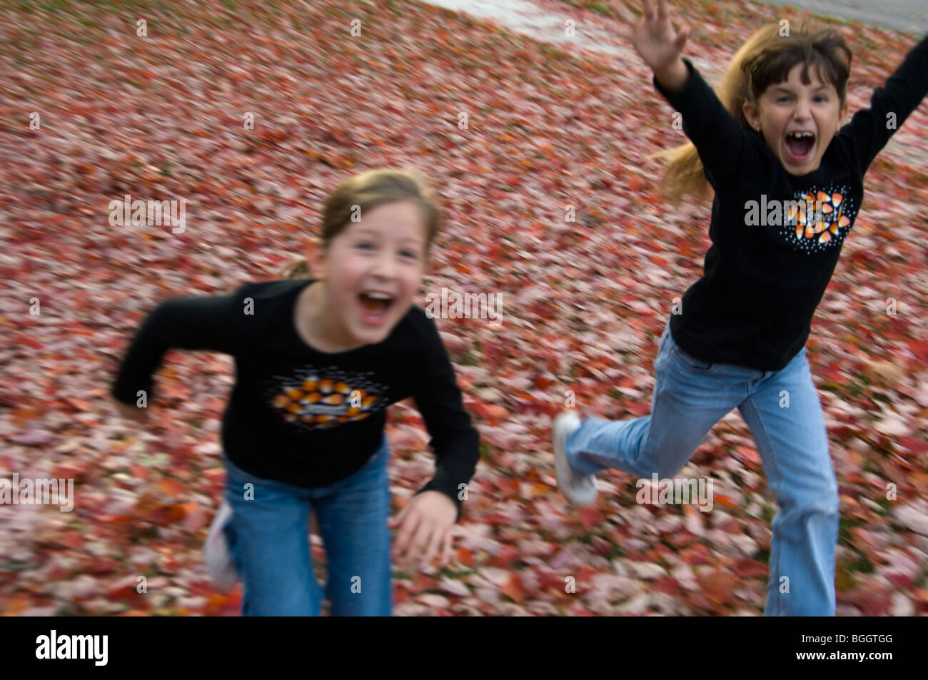 Action girls hi-res stock photography and images - Alamy