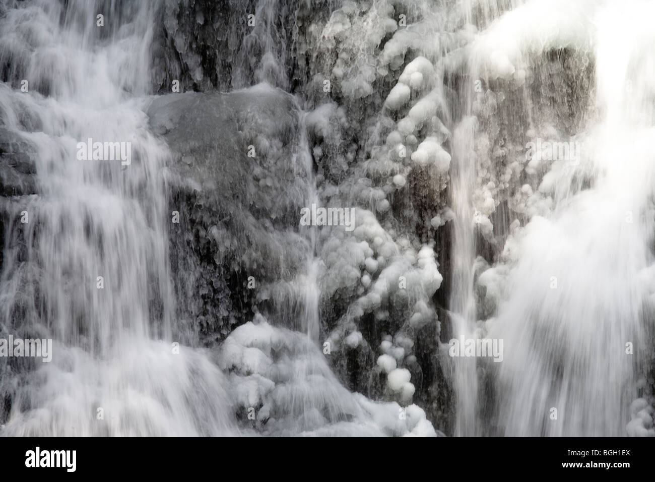Frozen waterfall in the white mountains in January Stock Photo - Alamy