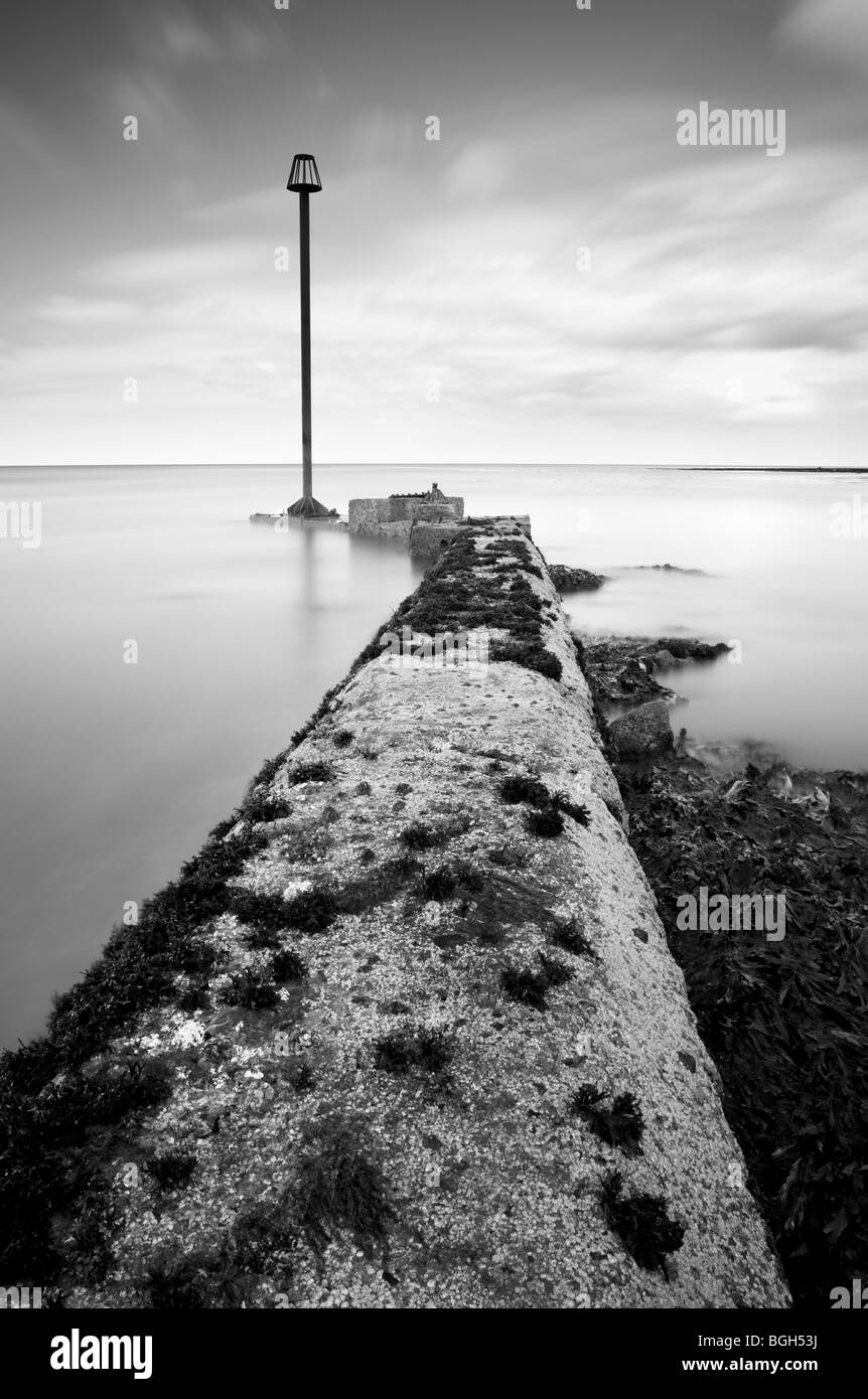 Skinningrove jetty hi-res stock photography and images - Alamy