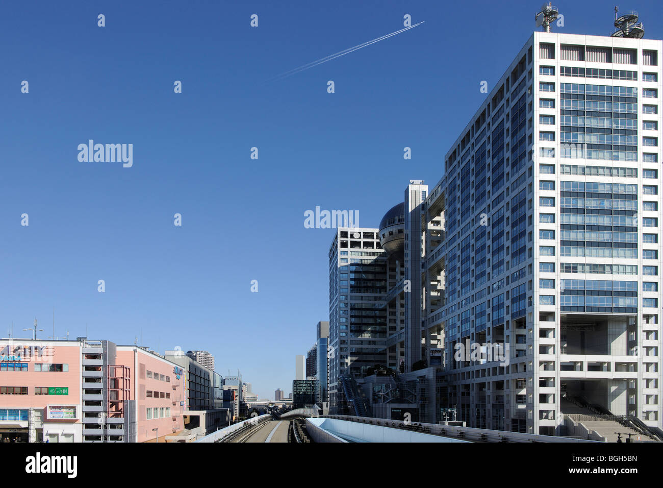Fuji Television building, Minato-ku, Tokyo, Japan Stock Photo - Alamy