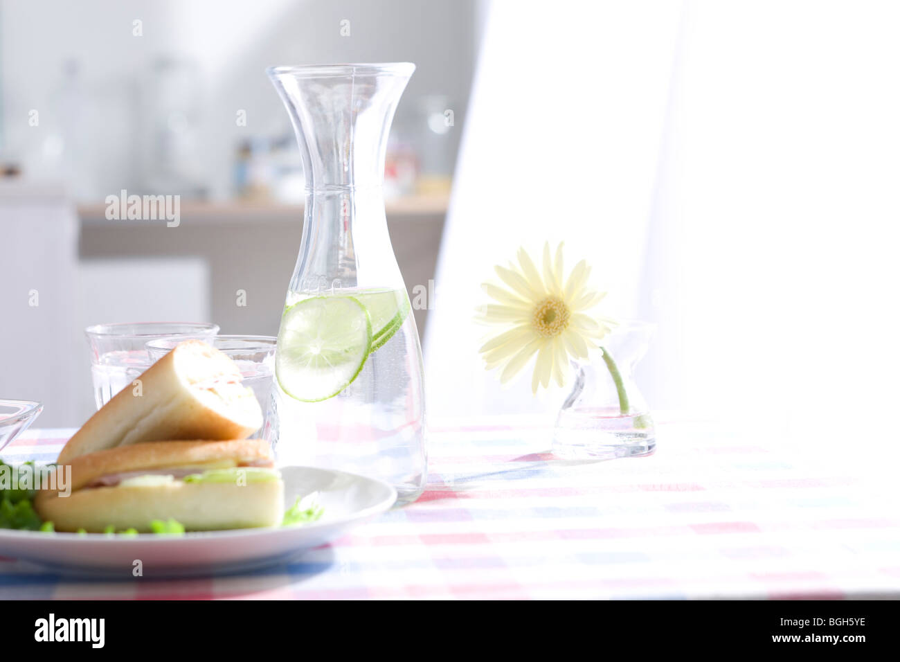 Pitcher plate sandwich hi-res stock photography and images - Alamy