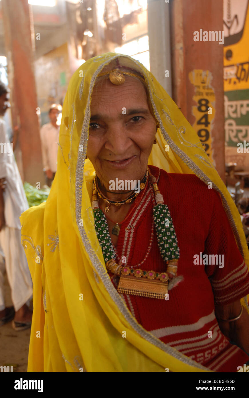 Rajasthani woman hi-res stock photography and images - Alamy