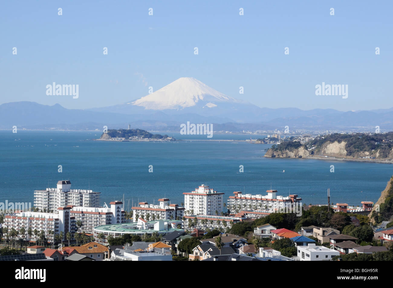 Mt. Fuji seen from Enoshima Island, Zushi, Kanagawa Prefecture, Japan ...