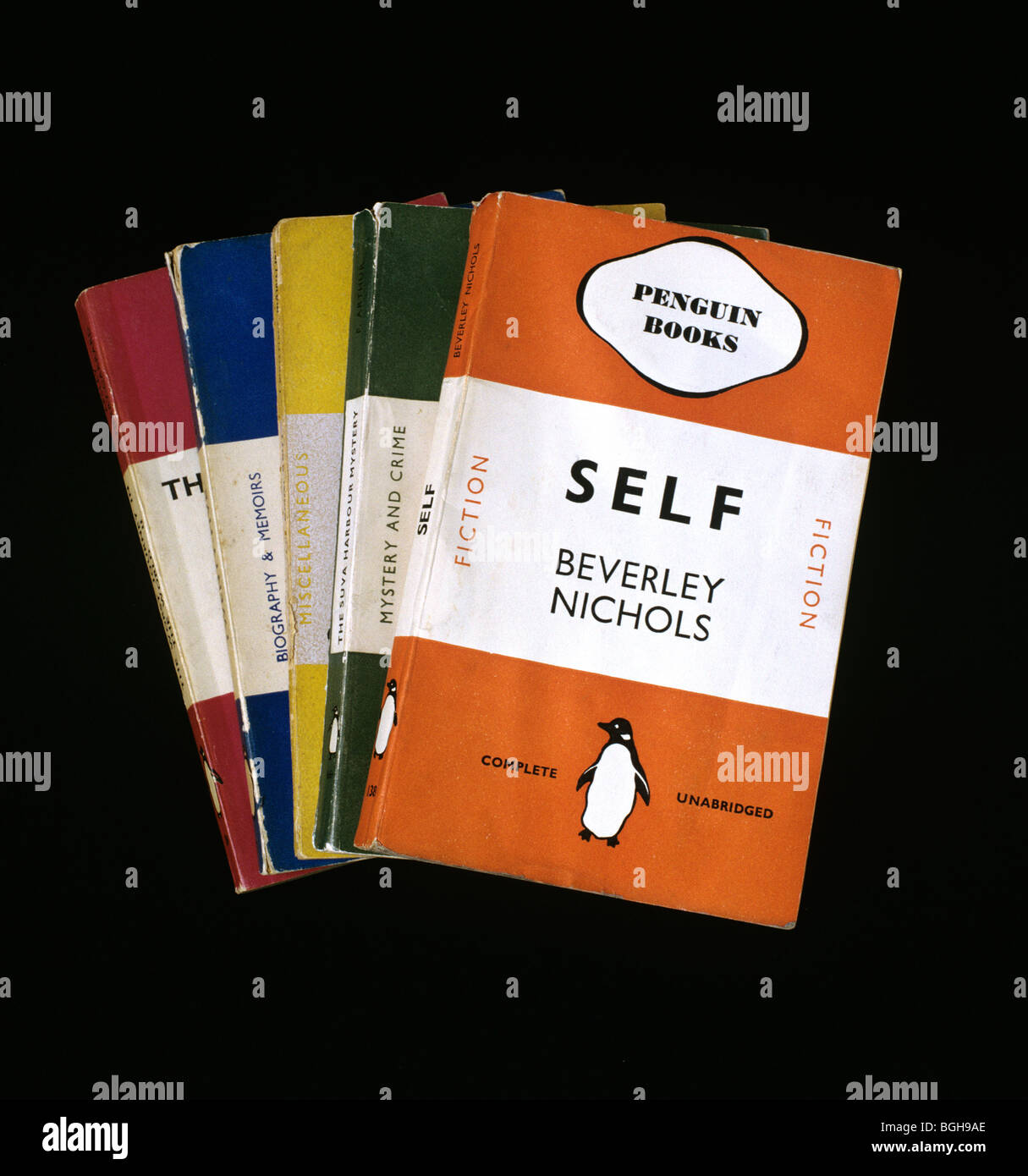 Crime paperbacks hi-res stock photography and images - Alamy