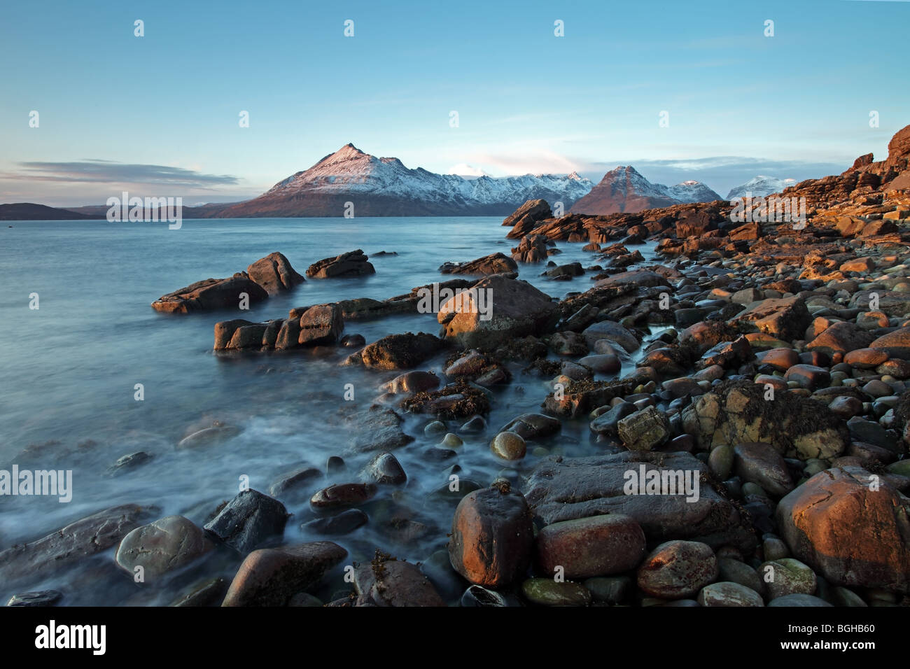 From the isle of skye hi-res stock photography and images - Alamy