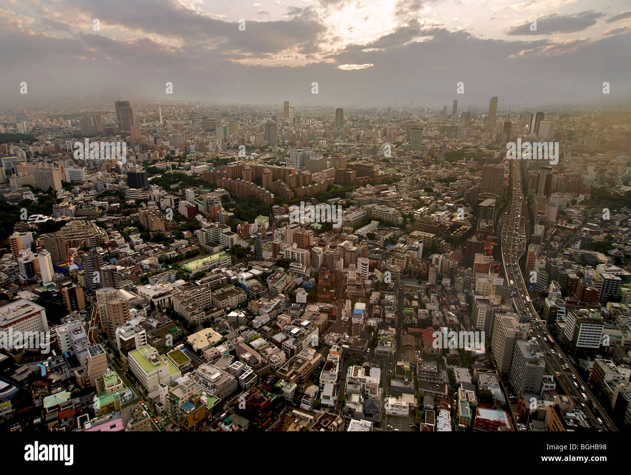 Tokyo urban view hi-res stock photography and images - Alamy