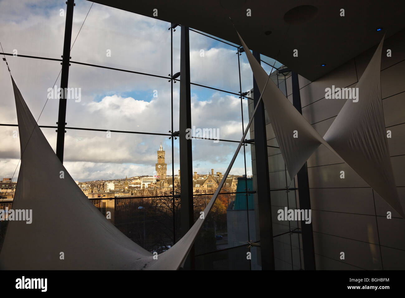 Bradford city hall interior hi-res stock photography and images - Alamy