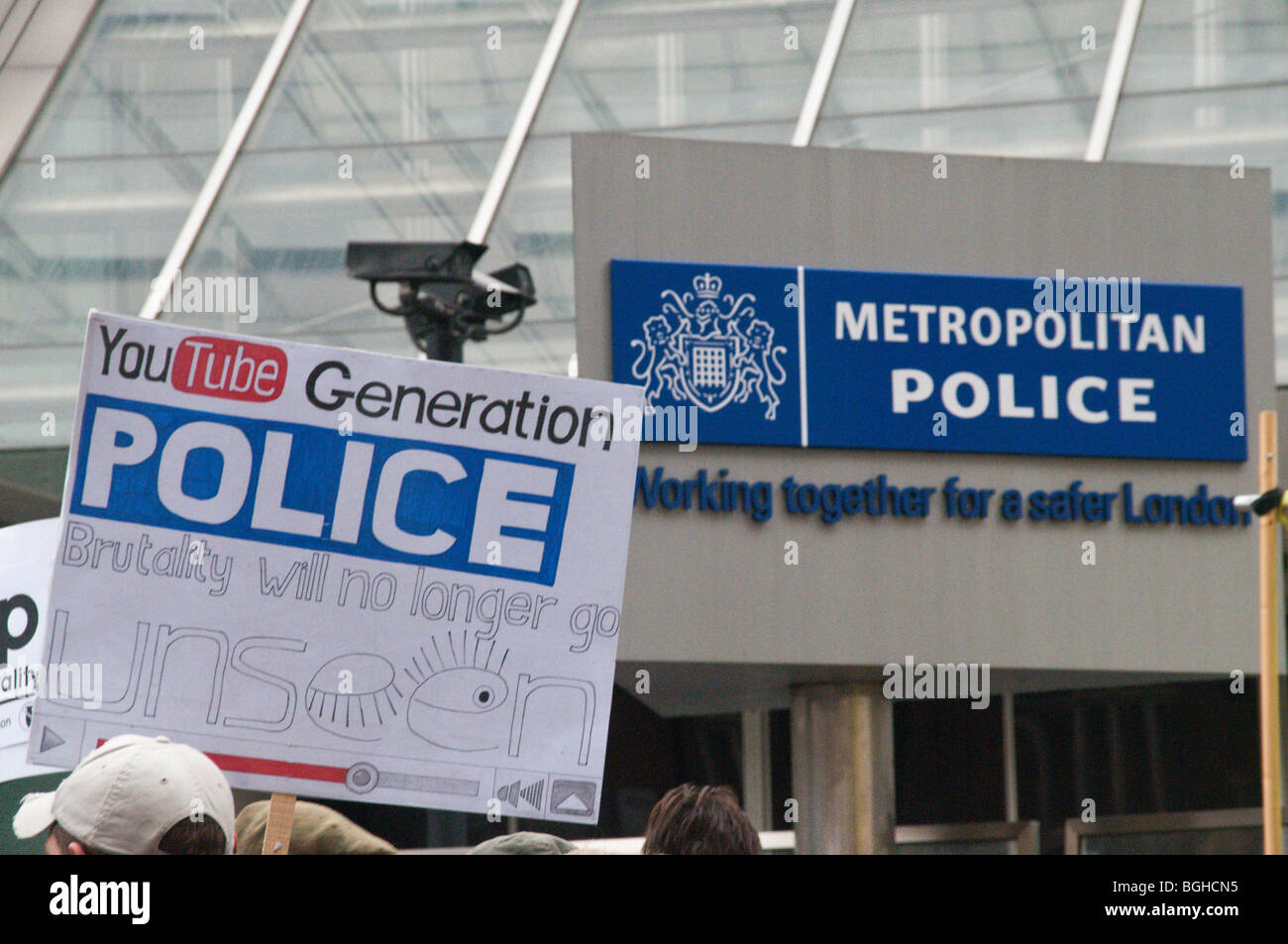 Protest yard sign stop hi-res stock photography and images - Alamy