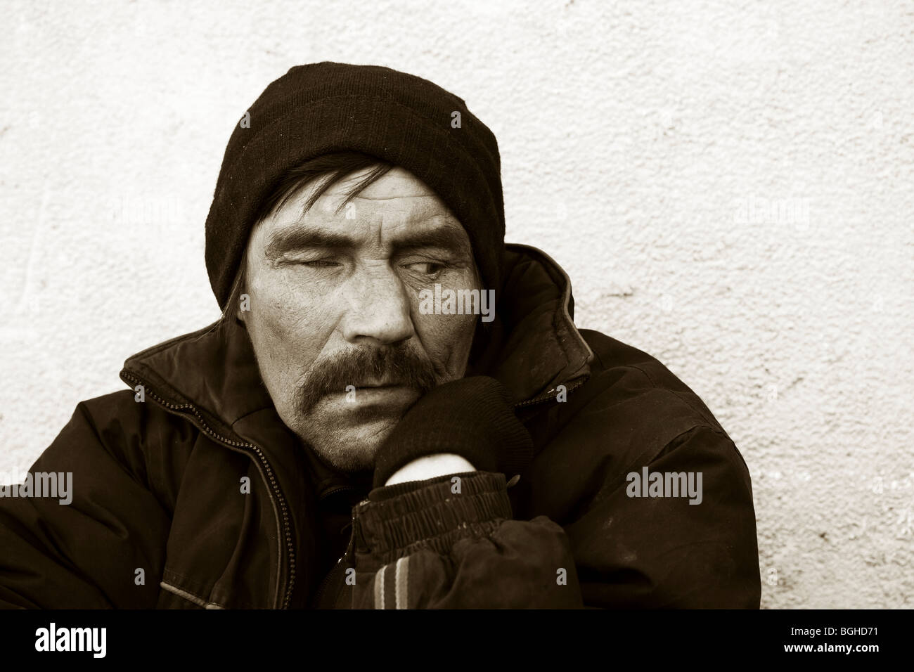 Homeless man in depression Stock Photo - Alamy