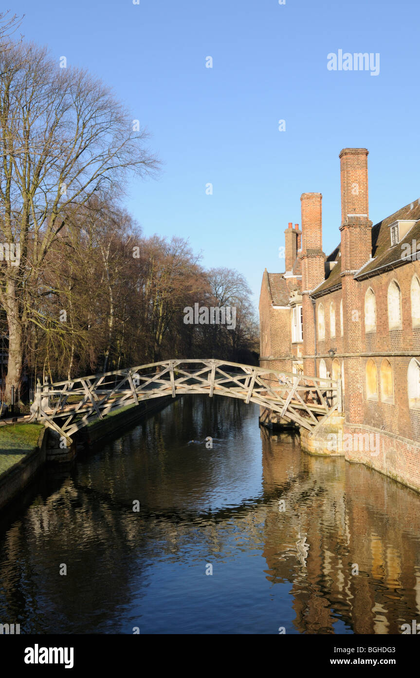 Cambridge mathematical bridge winter hi-res stock photography and ...