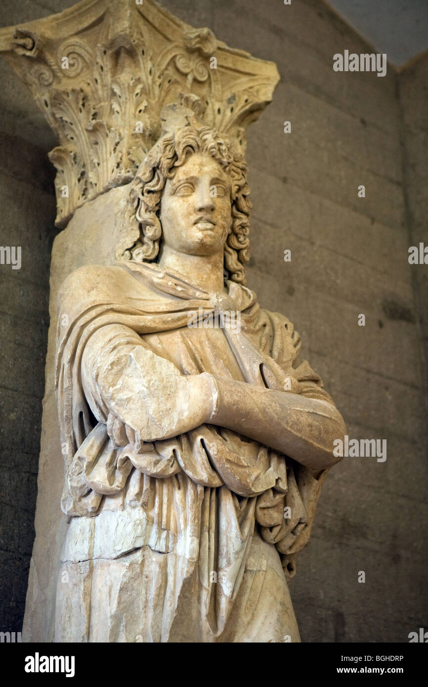 Captives facade hi-res stock photography and images - Alamy