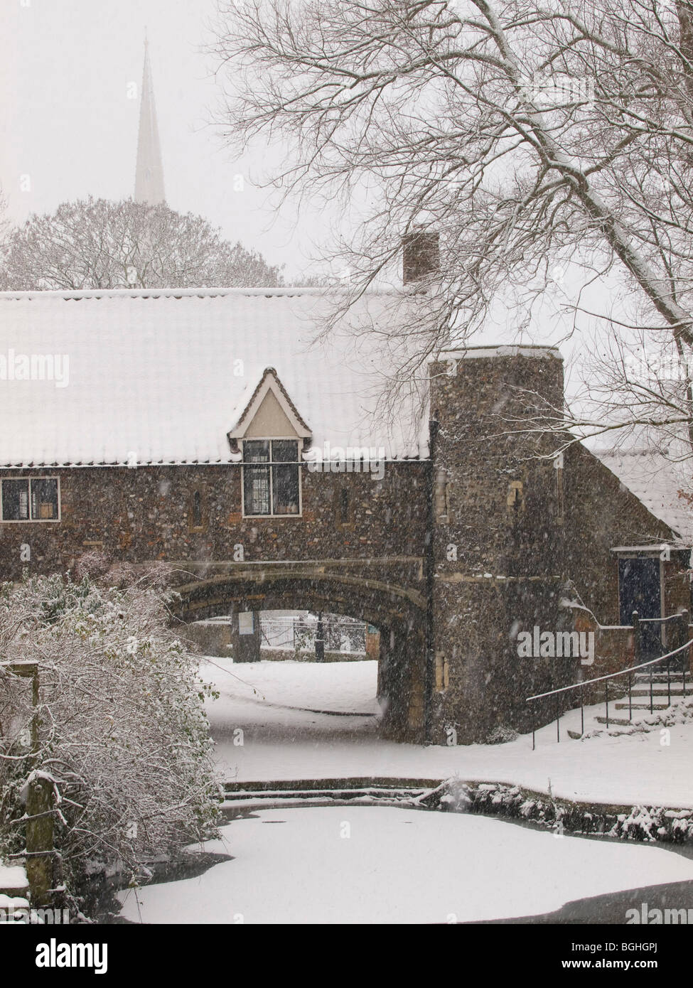 Norwich wensum snow hi-res stock photography and images - Alamy